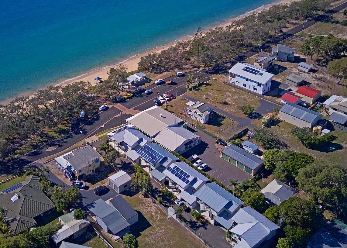 A1 Realty Woodgate Beach Best Holiday Accommodation - WATERFRONT ...