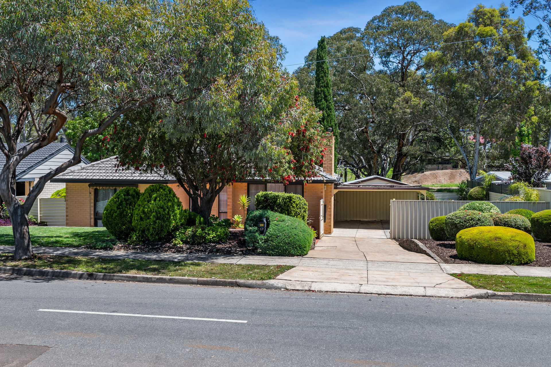 Bailey Property - Family living in idyllic location!