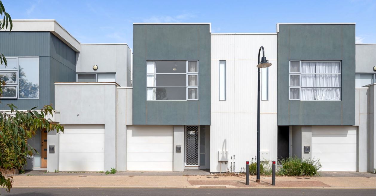 Bailey Property - Modern and Convenient Living!