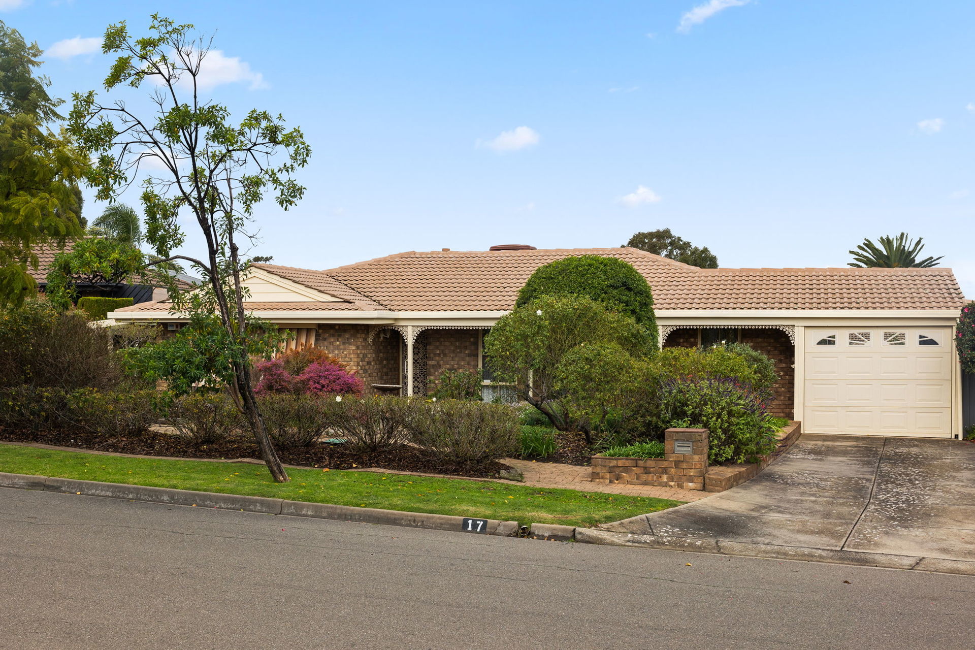Bailey Property - Timeless Family Living