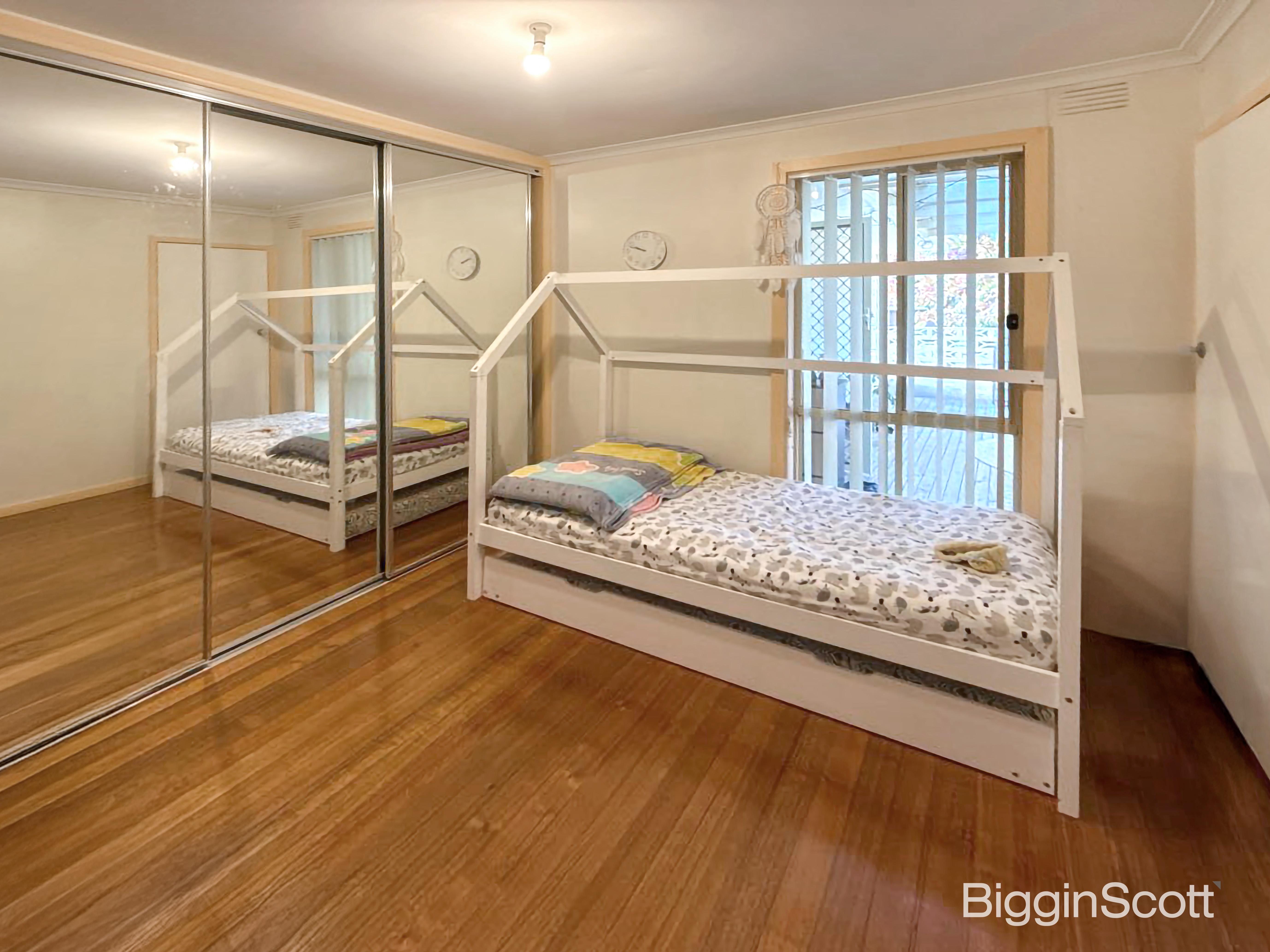 Location & Lifestyle - BigginScott