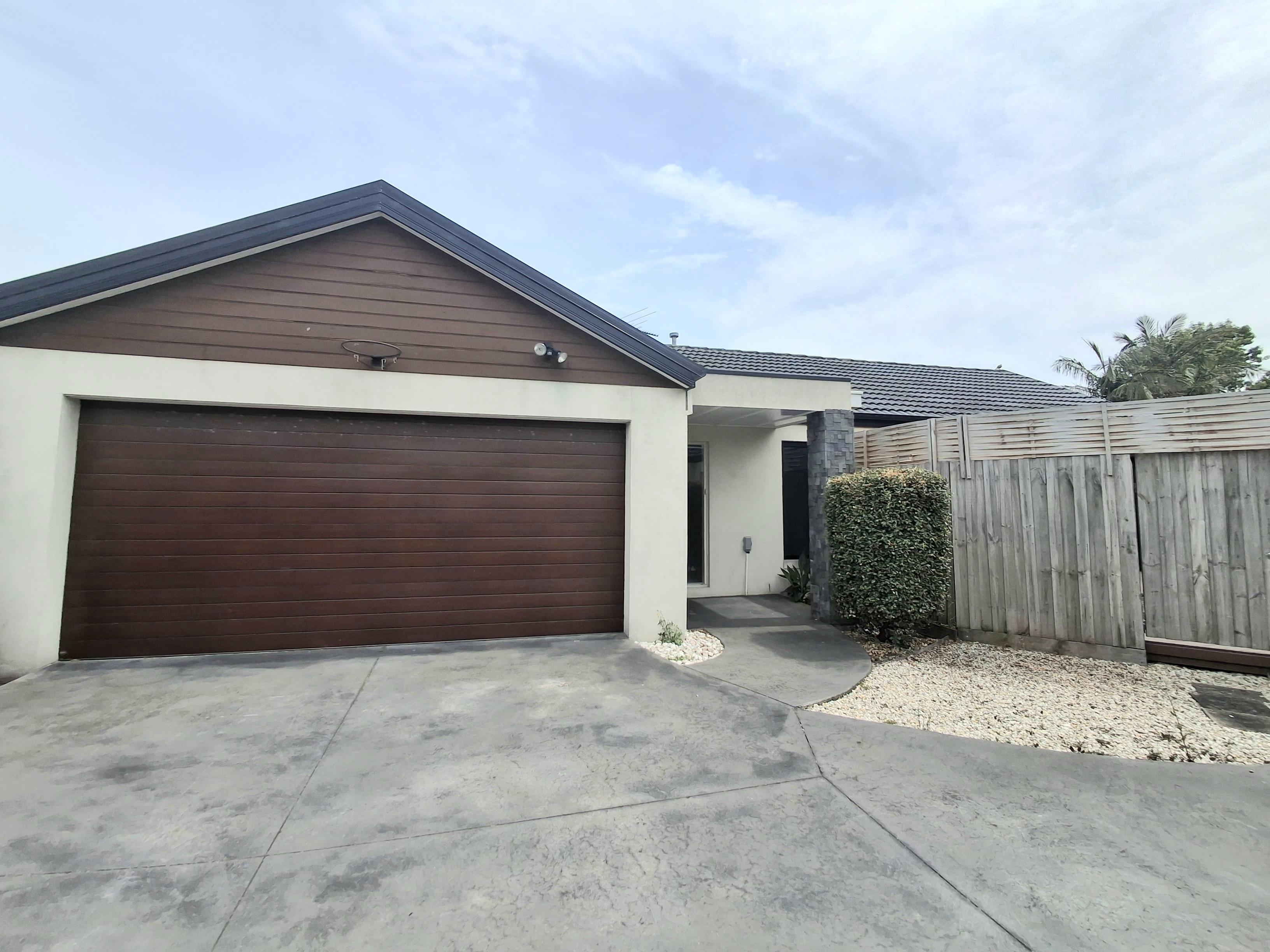 Oversized & Spacious 2 Bedroom Villa - BigginScott