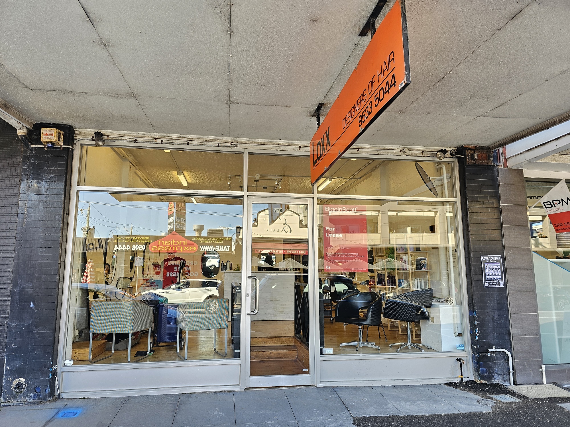 Retail, Two Level, 2 Cars with Endless Possibilities - BigginScott