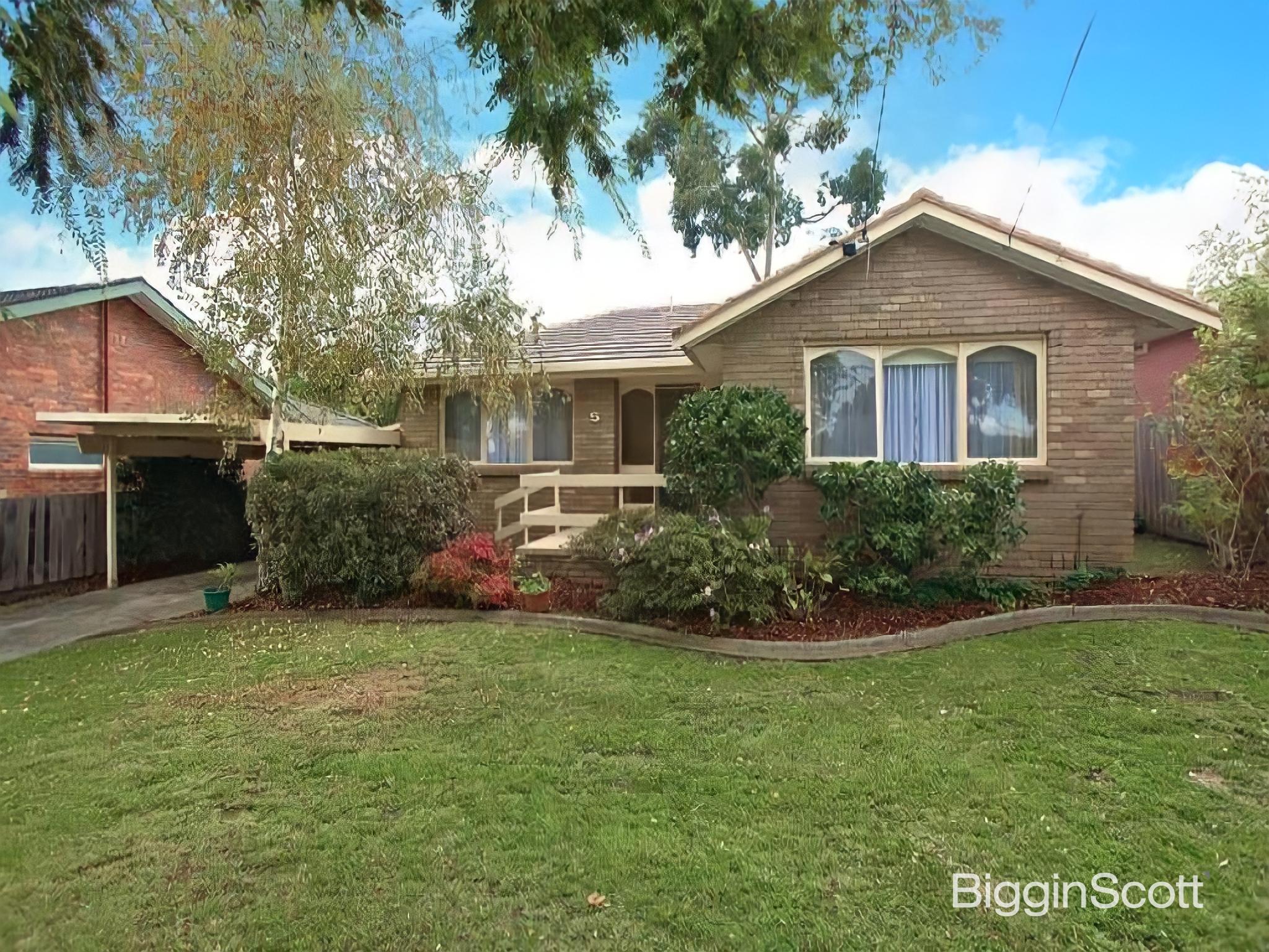 Great Location! - BigginScott