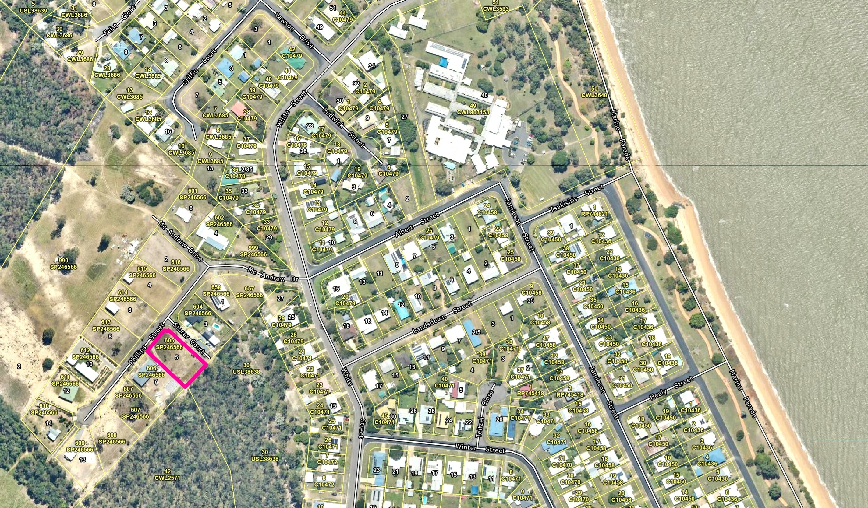 Cardwell & District Real Estate - Enjoy the sea breeze from this large ...