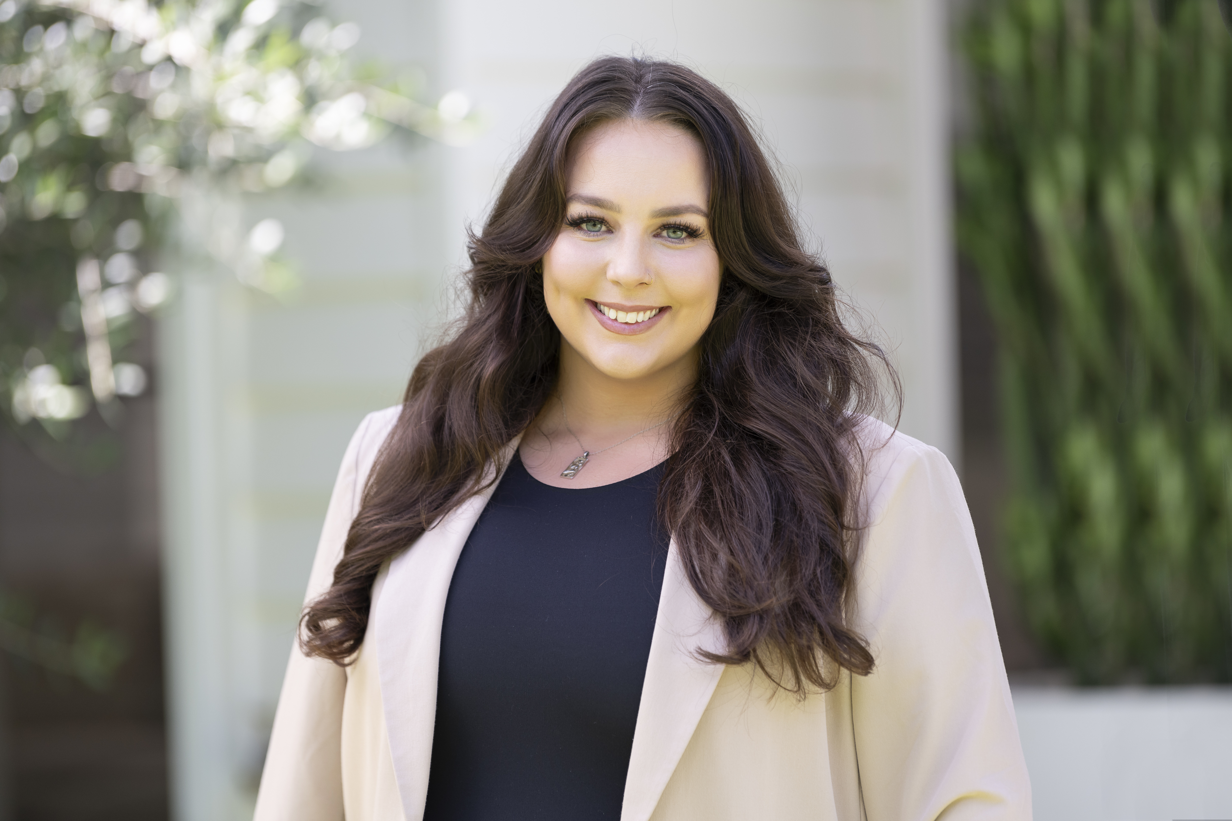 Consultant - Eliza Gregory