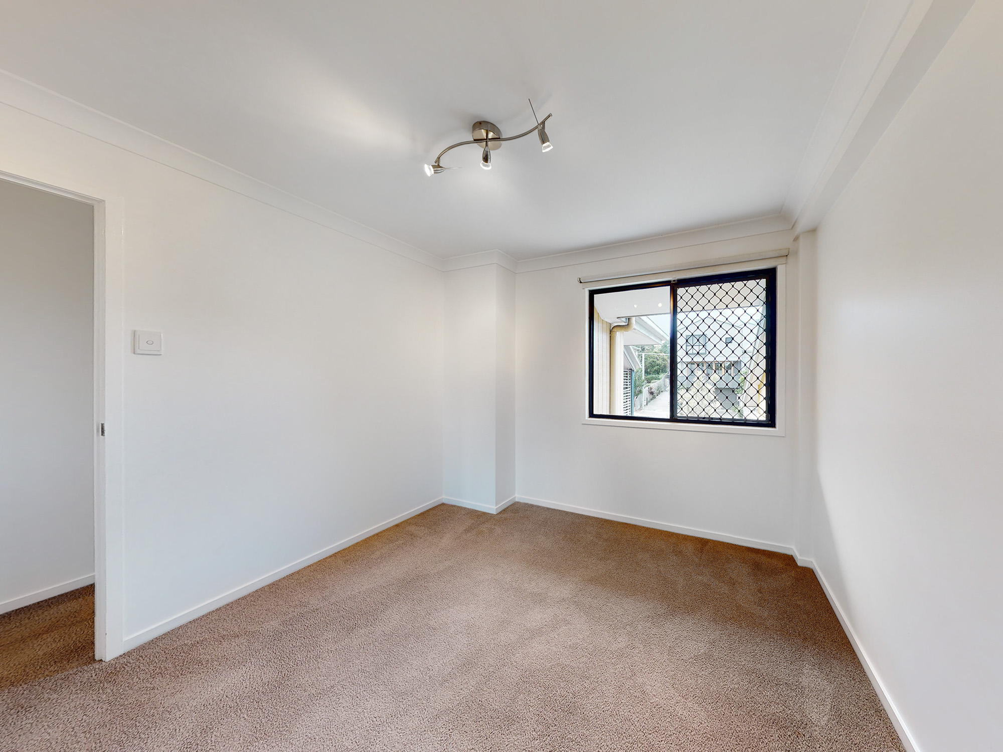 STUNNING AND SPACIOUS HOME IN SOUGHT-AFTER TOOWONG! - Code Property ...