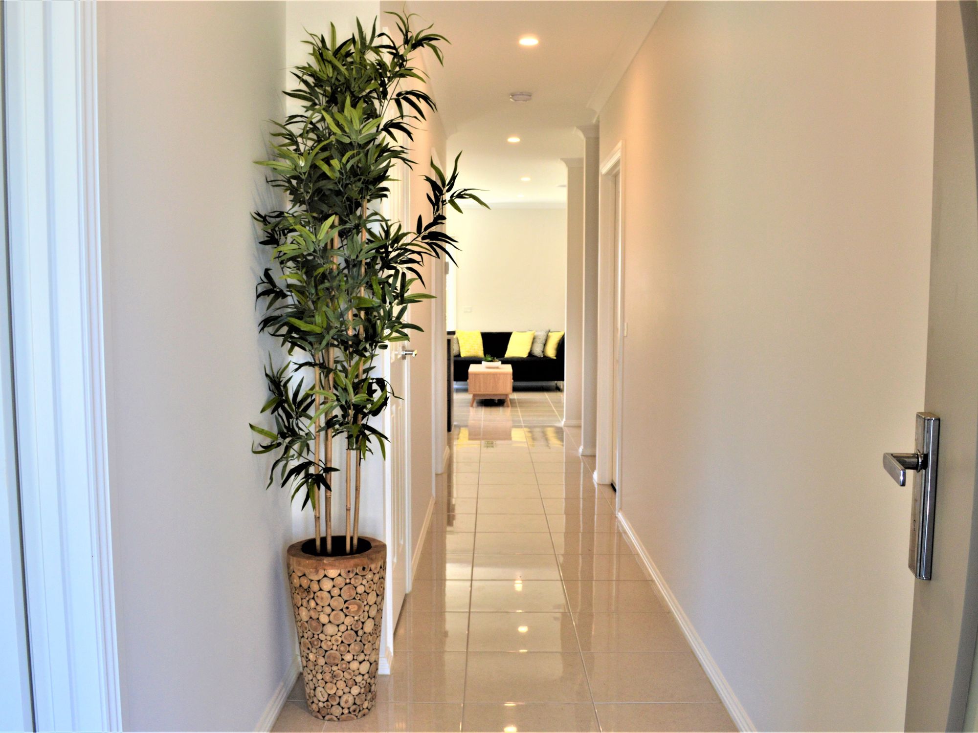 Australian National Real Estate - BRAND NEW GORGEOUS FAMILY HOME ...