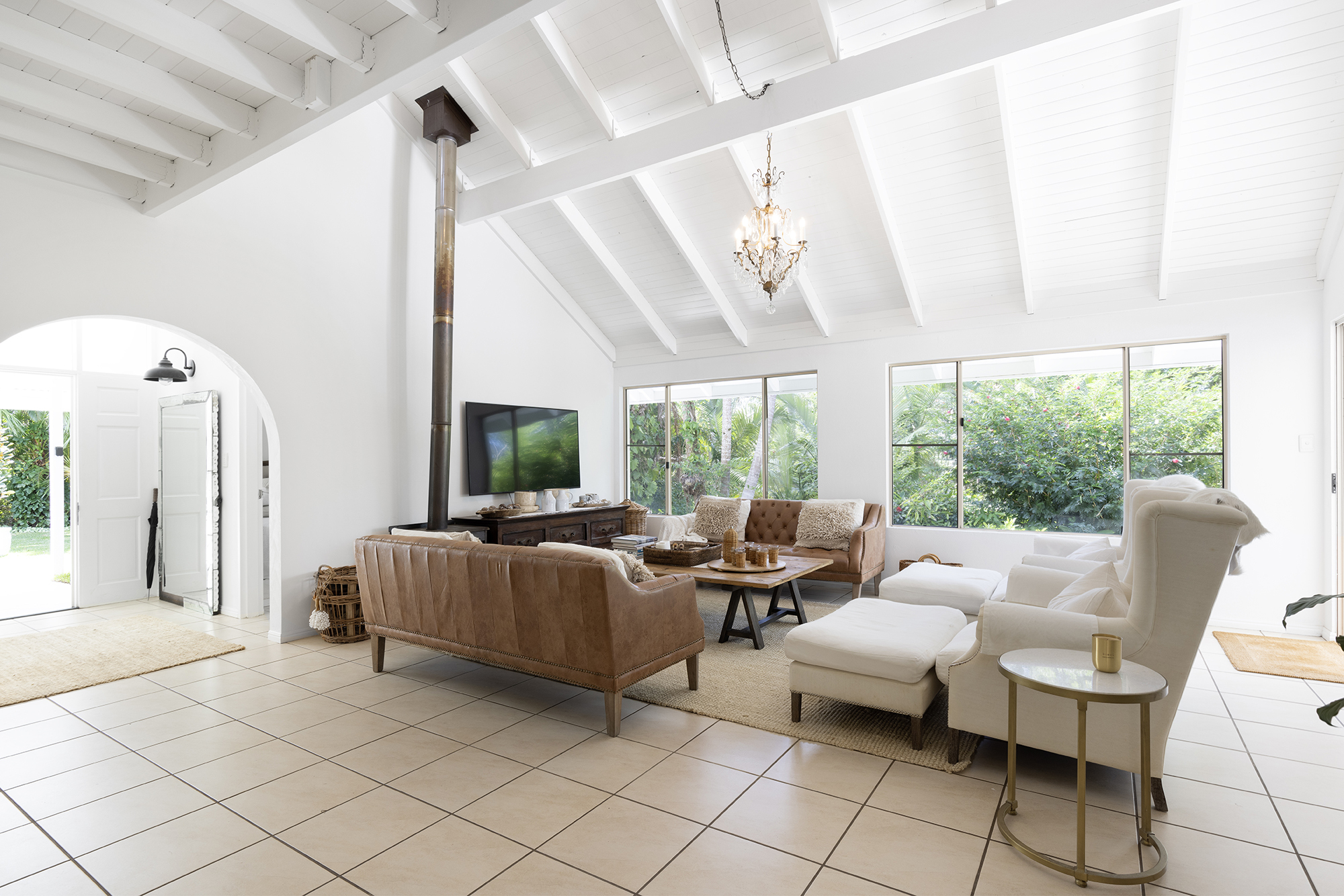 Noosa hinterland & acreage specialists in Doonan, Eumundi, Tinbeerwah ...