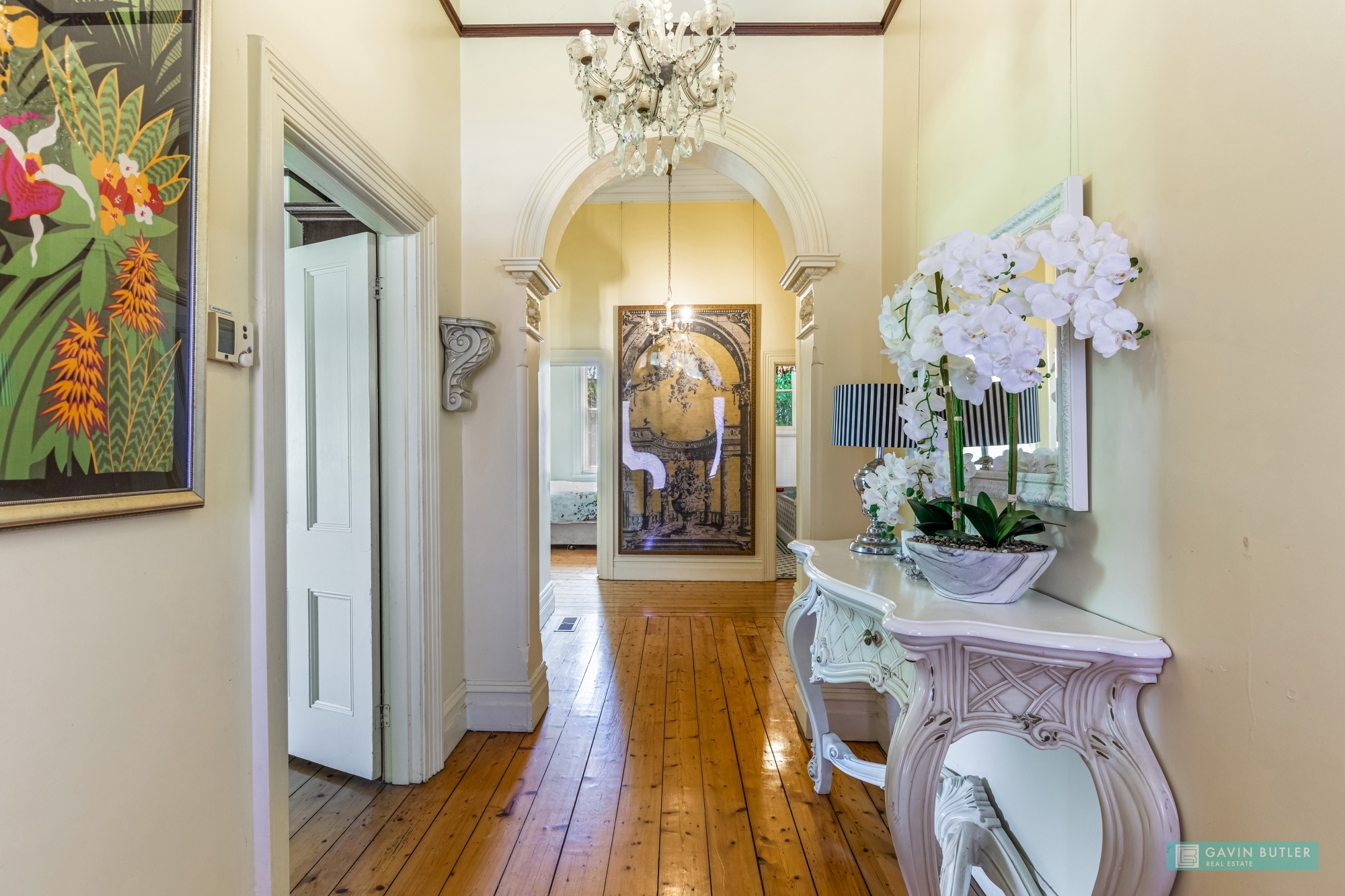 Gavin Butler Real Estate - Extremely impressive and desirable period home