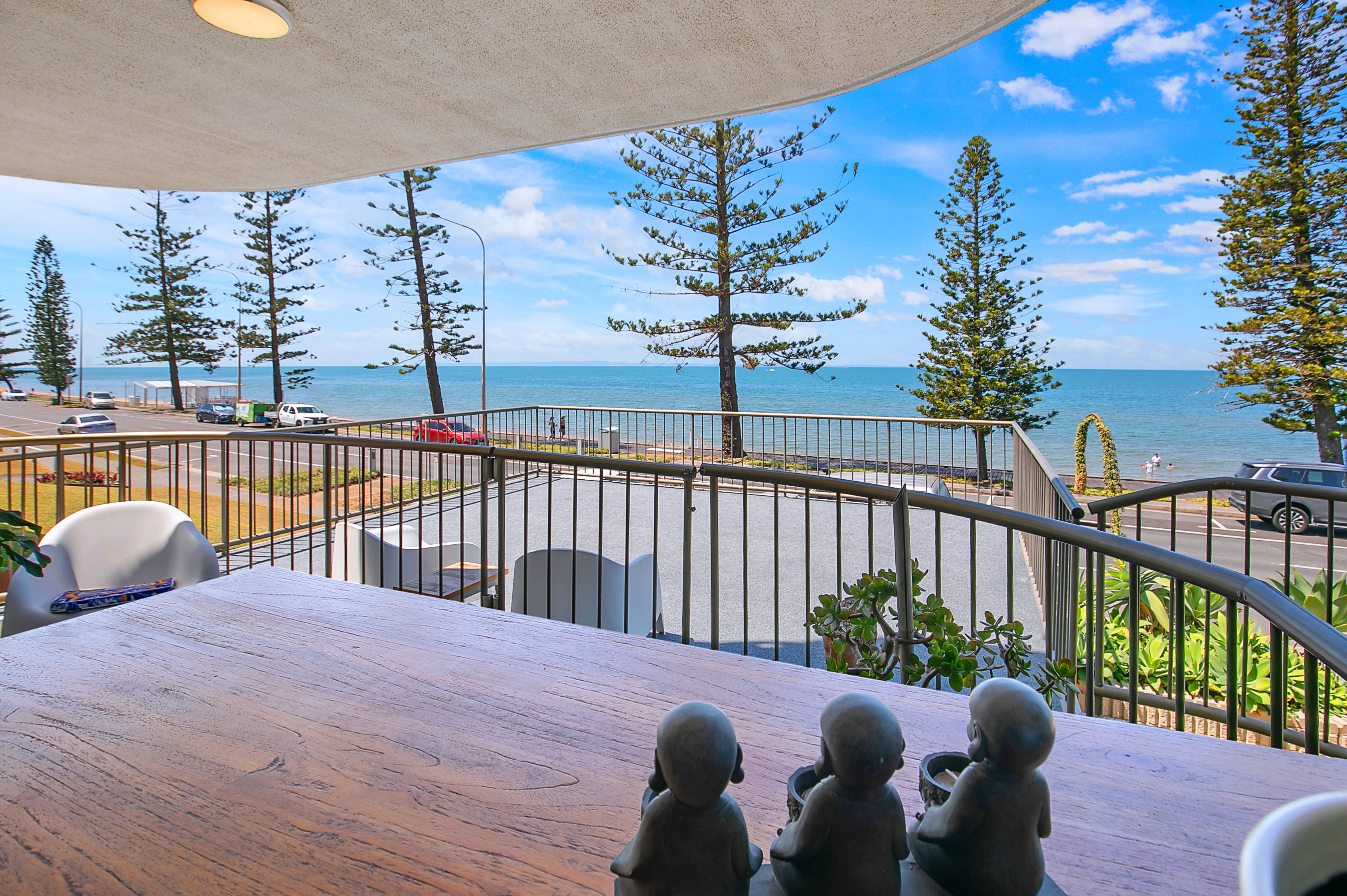 Jan Jones Real Estate - Margate Beachfront – Living the Dream