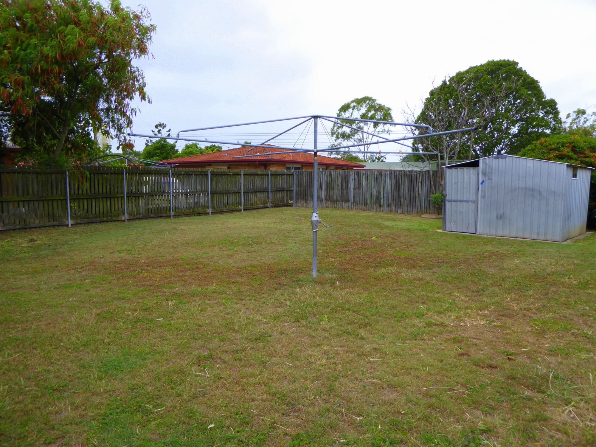 Jan Jones Real Estate - CLOSE TO ROTHWELL TRAIN STATION