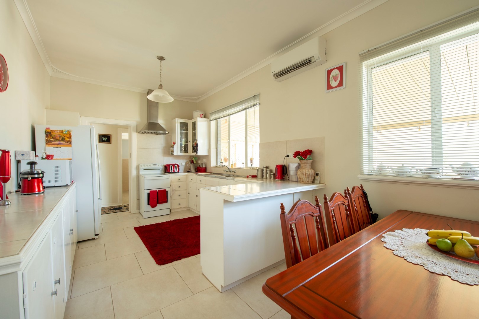 Beautiful Mount Gambier Stone Fronted Home - Lavis Real Estate