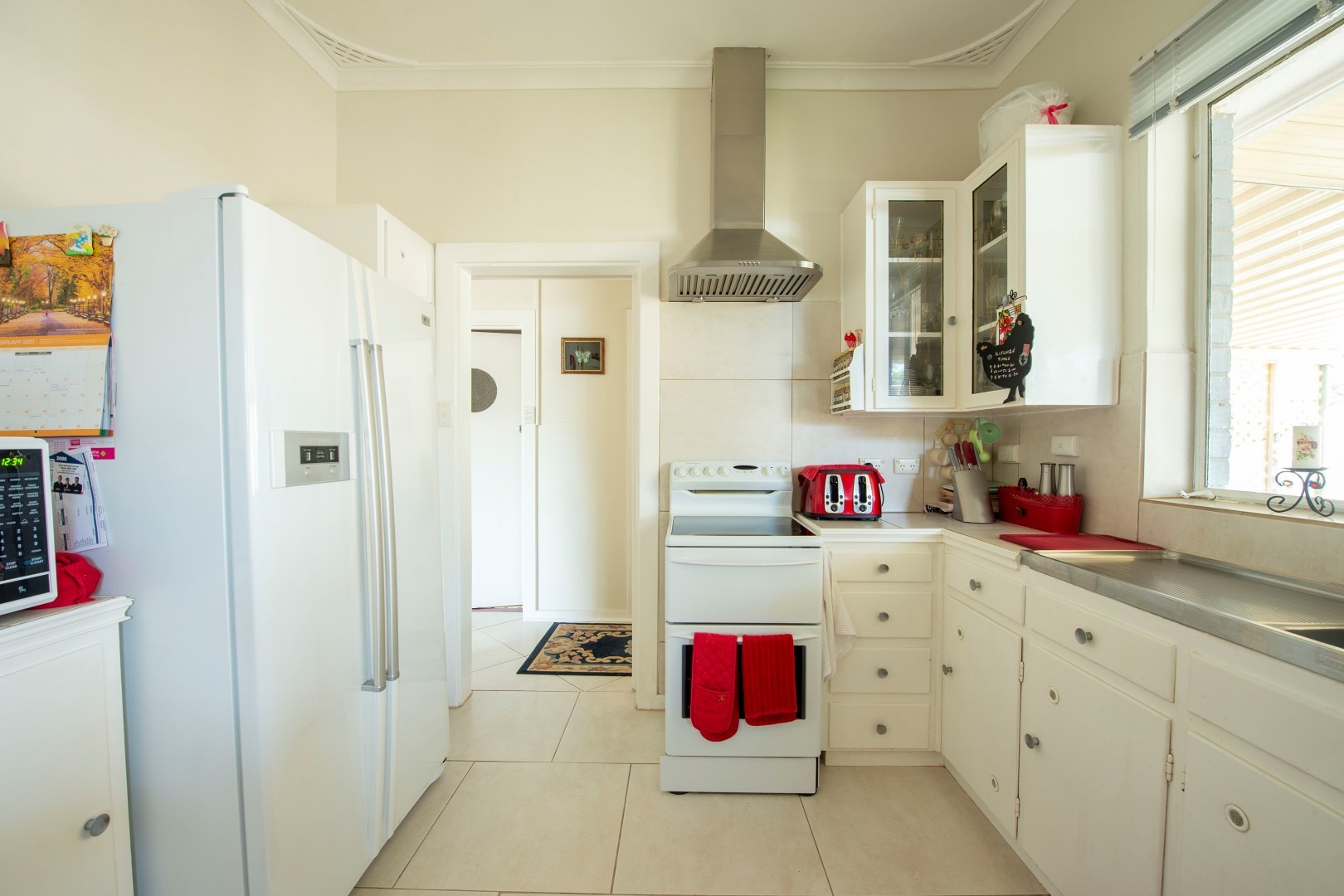 Beautiful Mount Gambier Stone Fronted Home - Lavis Real Estate