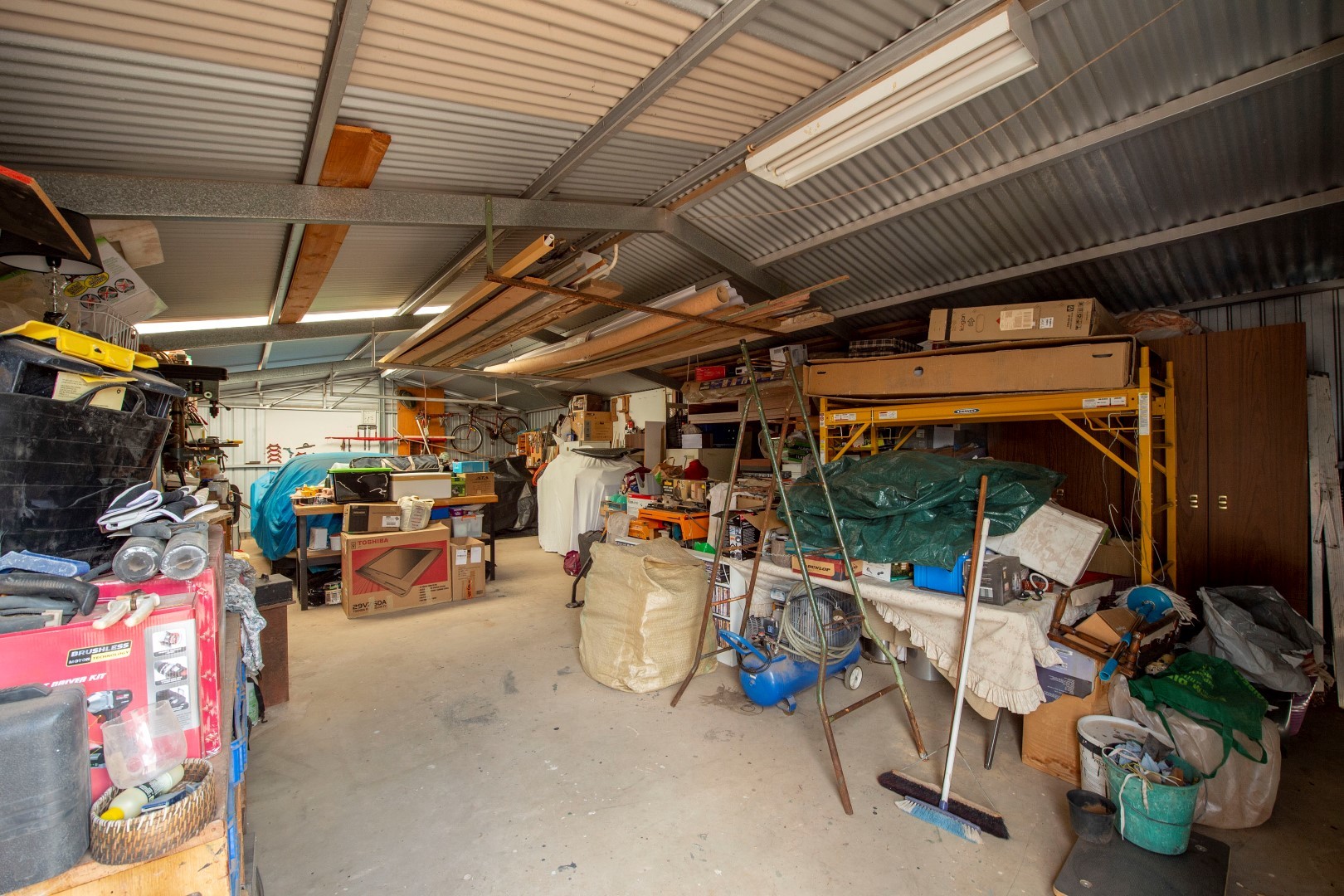 Beautiful Mount Gambier Stone Fronted Home - Lavis Real Estate