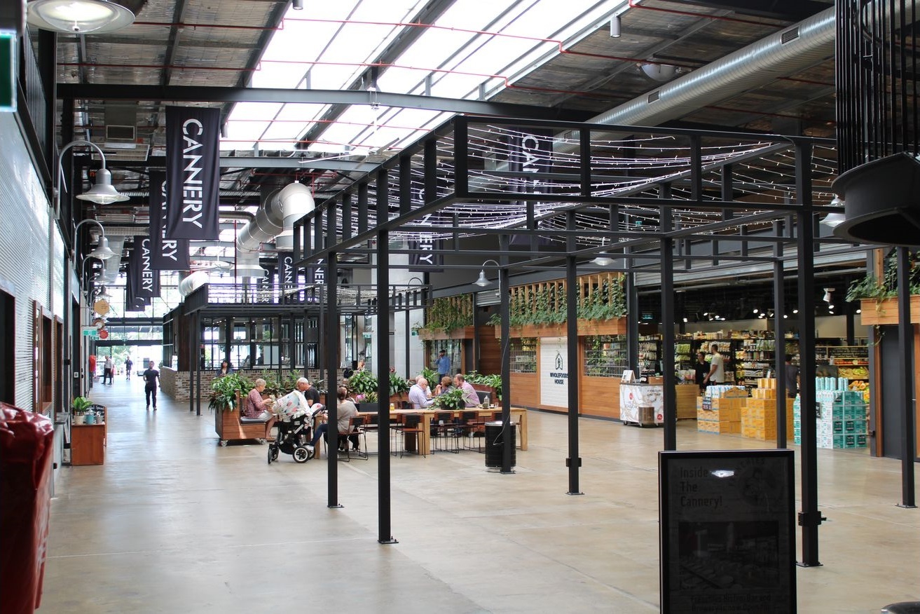 Metro Commercial - FULLY FITTED COMMERCIAL SPACE