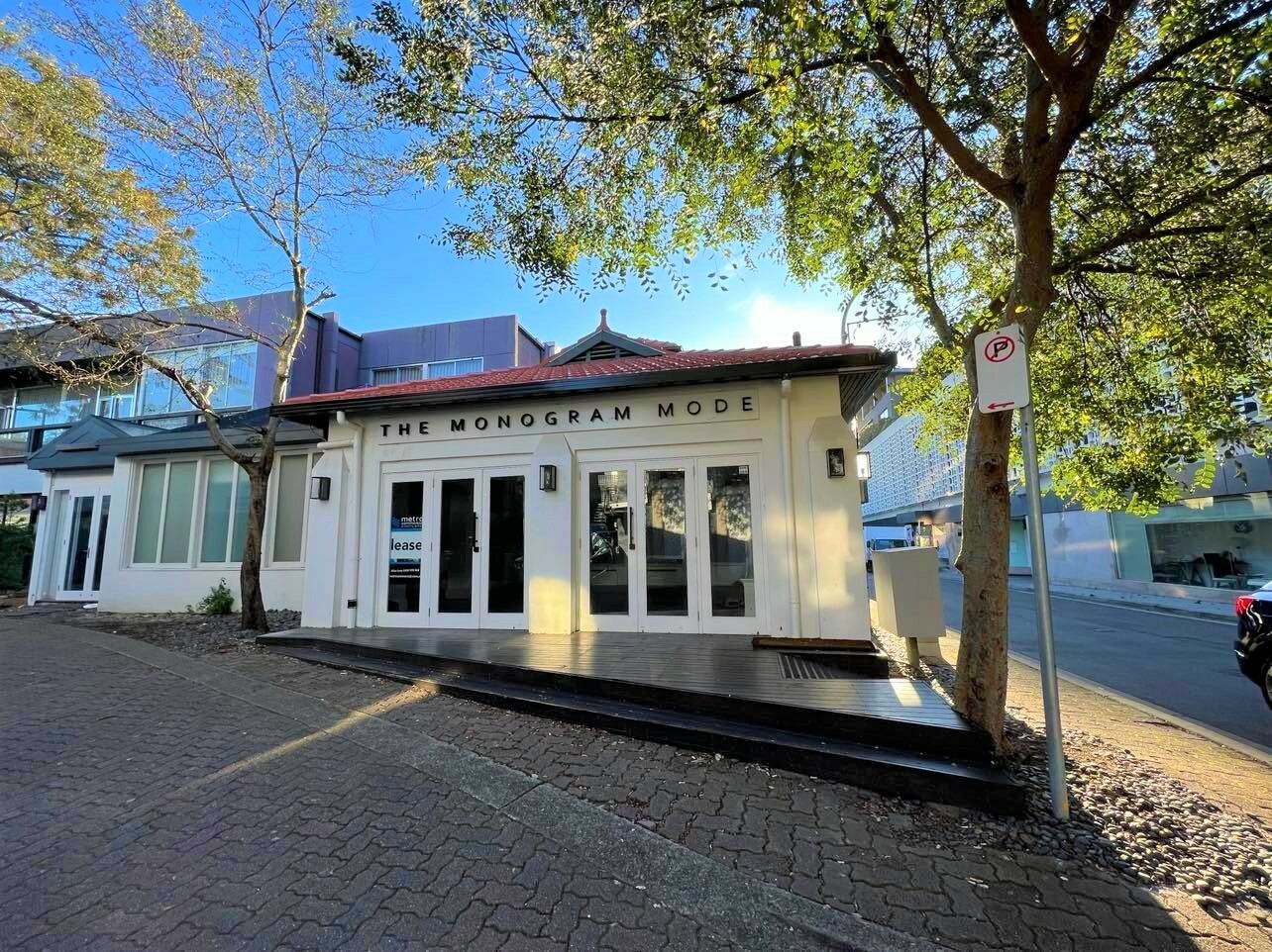 Metro Commercial - DOUBLE BAY RETAIL/SHOWROOM/OFFICE