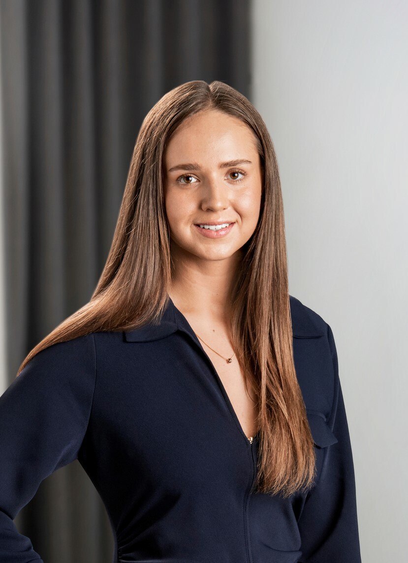 Consultant - Eliza Davis - Administration - The Premier Choice in Brighton & Surrounds | Nick ...