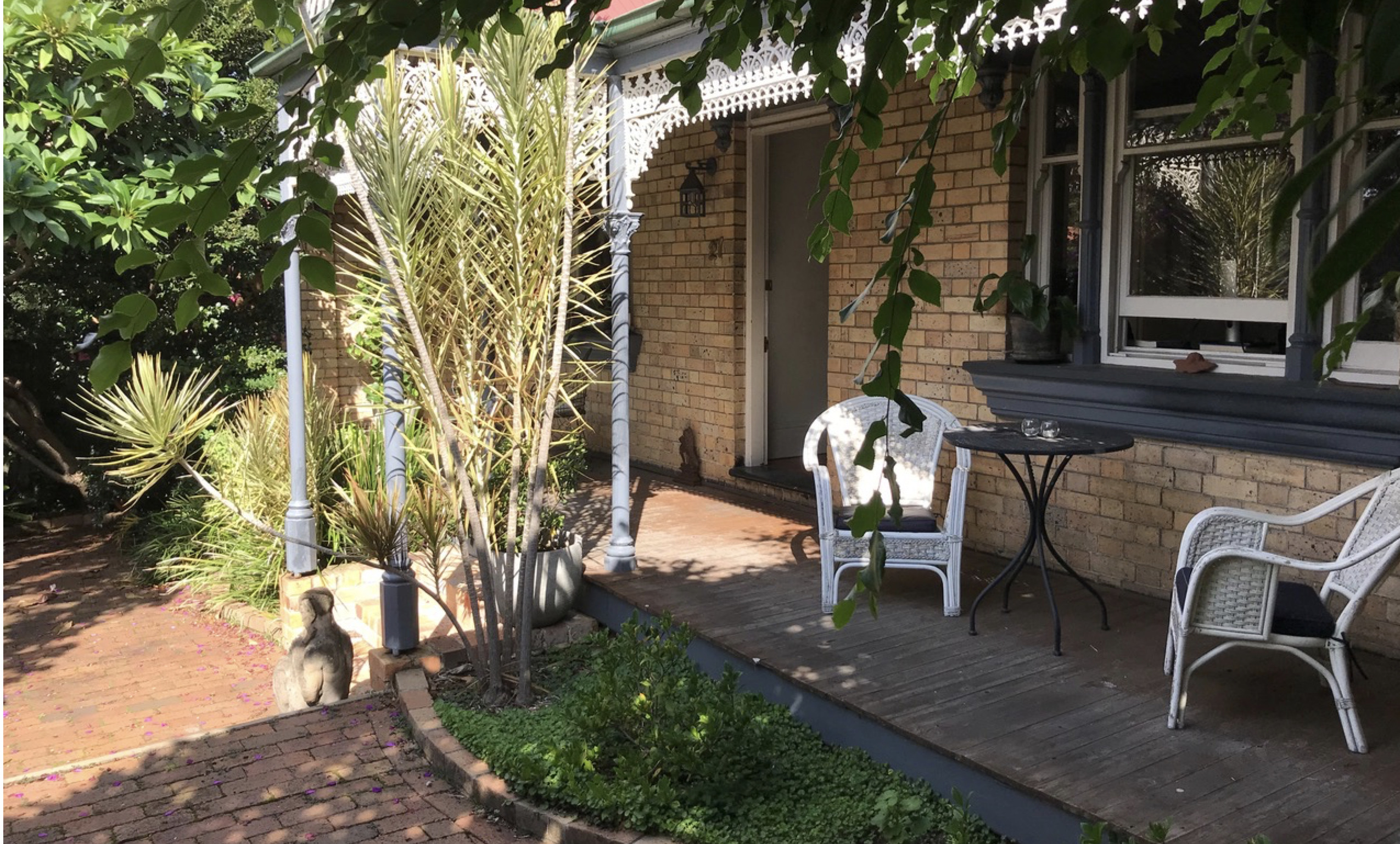 Northside Realtors - FANTASTIC FAMILY HOME IN THE CENTRE OF CROWS NEST