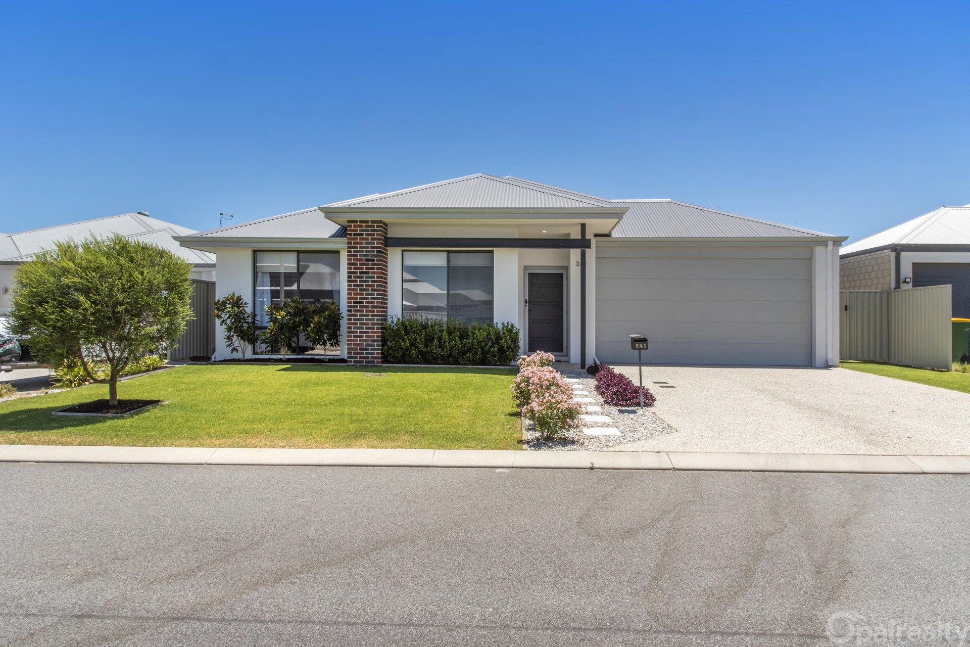 Opal Realty - A refined coastal haven, walking distance to the beach