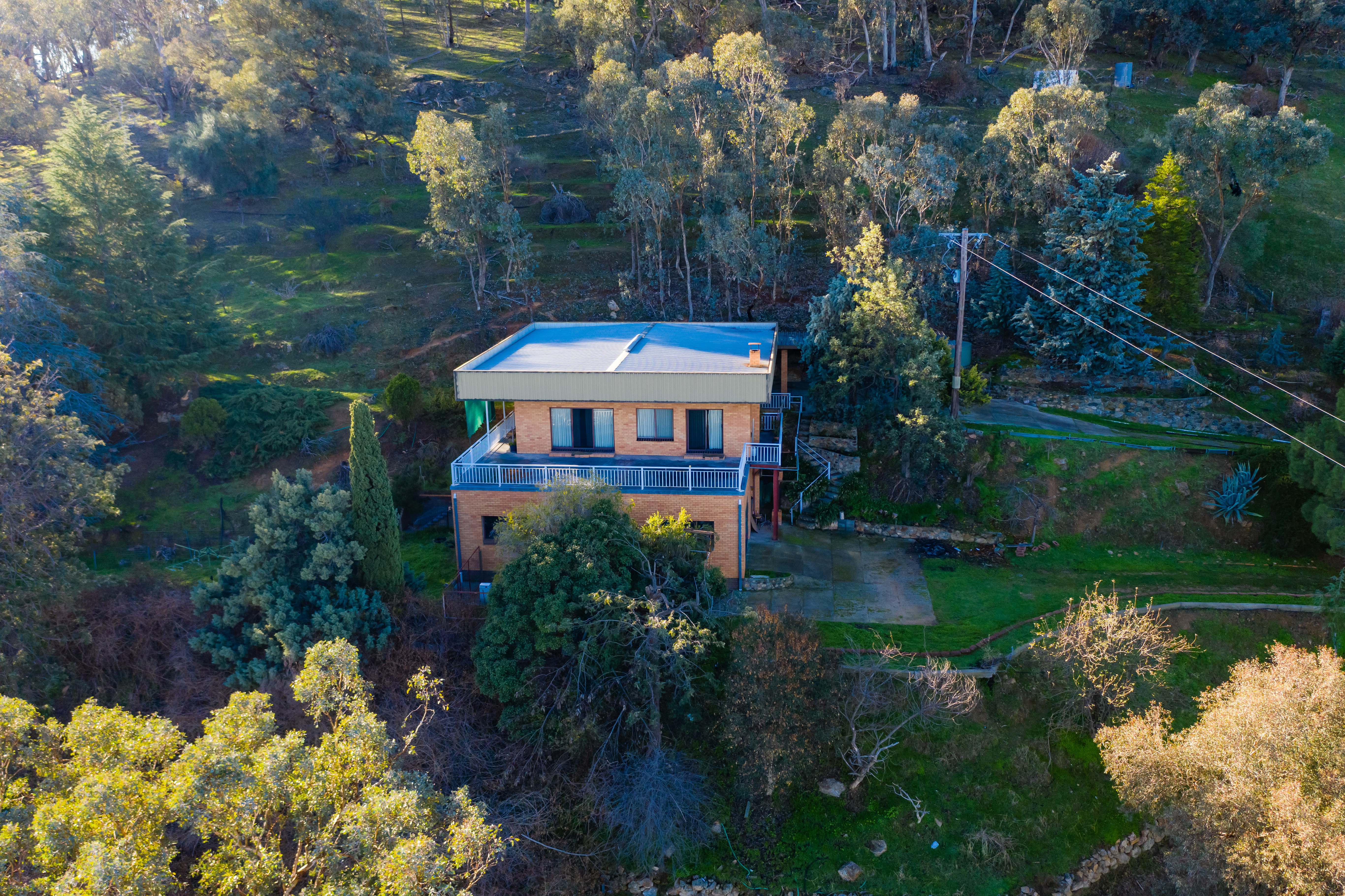 Paull & Scollard Nutrien & Nutrien Ivone Agencies - UNIQUE ACREAGE WITH ...