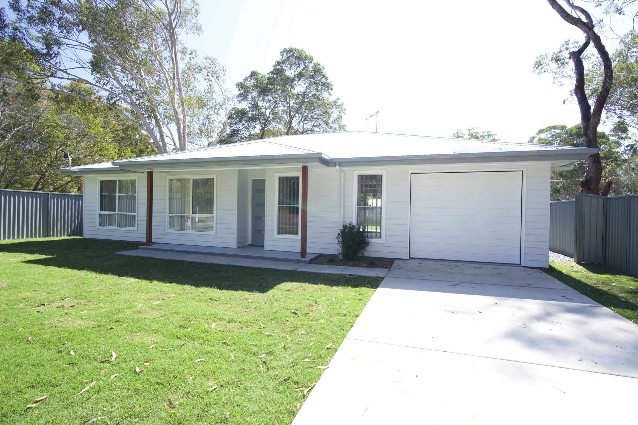 Russell Island Real Estate - Modern Luxury Home - Built With You In Mind