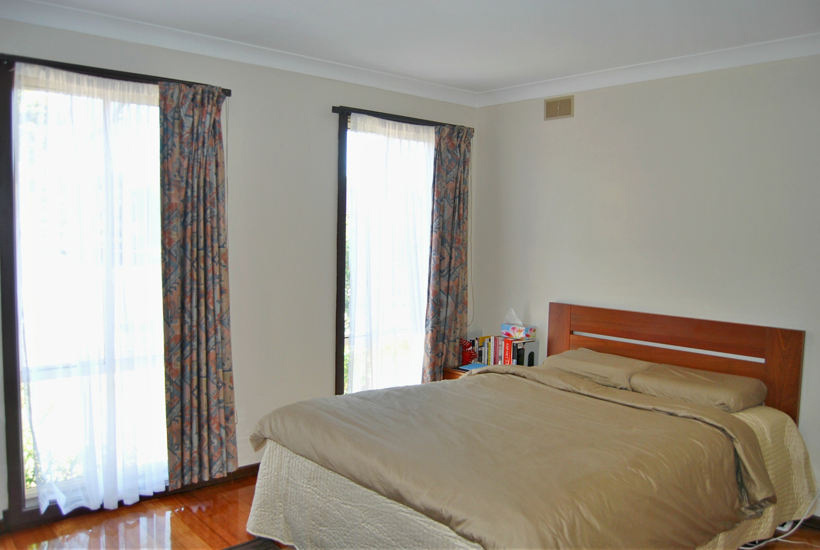 Thomas Lee Real Estate - Walk to Highvale Primary & Secondary Schools