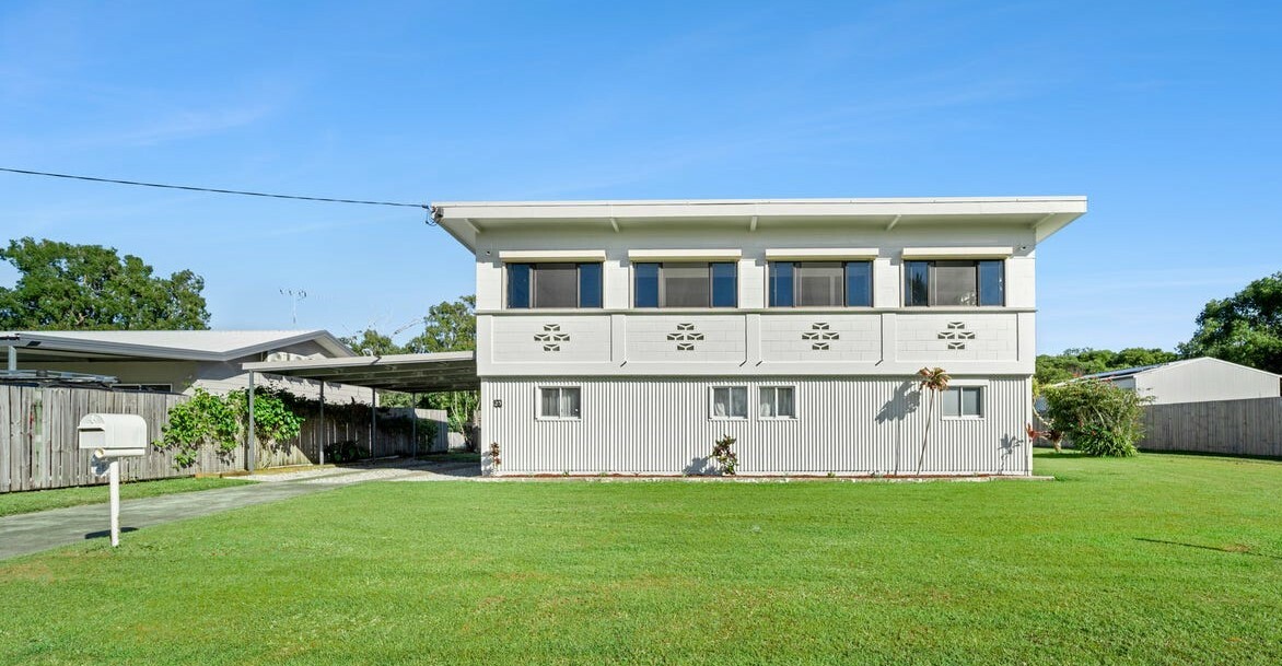 Tropical Property Mission Beach - Tully Heads, Ocean views & Solar!