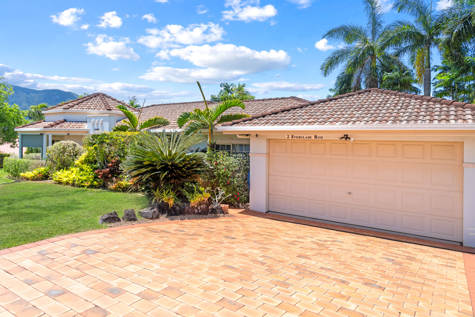 Elegant Family Living in Sought-After Park Ridge Estate - Twomey ...