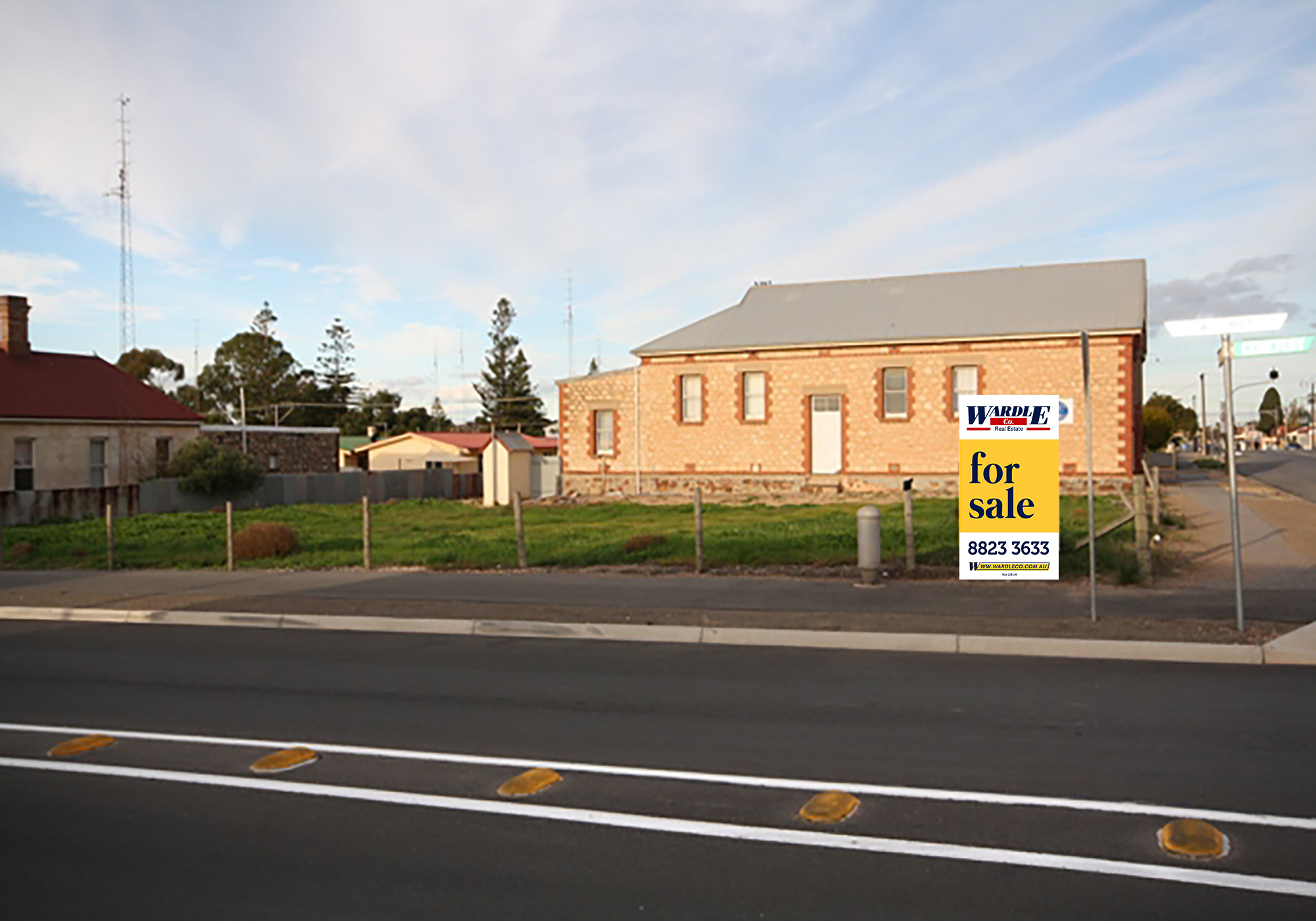 GREAT LOCATION - LARGE ALLOTMENT - Wardle Co Real Estate