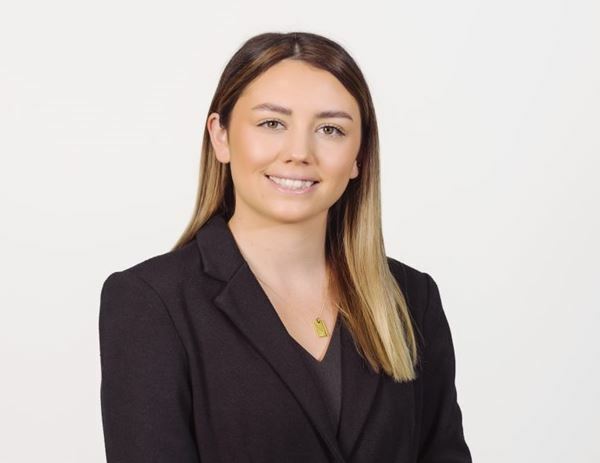 Consultant - Caitlyn Rowlands - Property Management Supervisor - Weipa ...