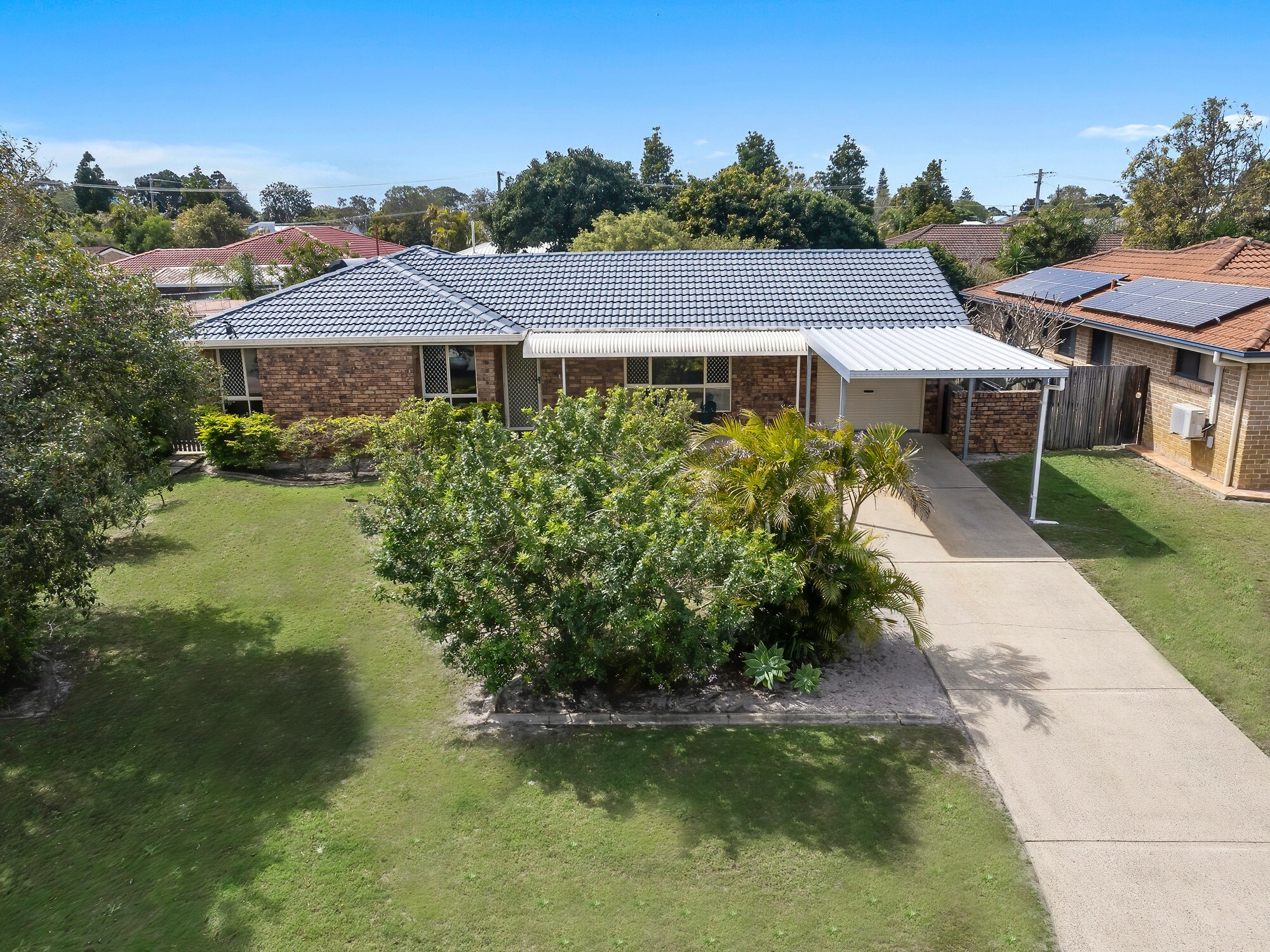 EXCEPTIONAL VALUE - WOORIM SURF SIDE LOWSET HOME - Wilson & Co Property ...