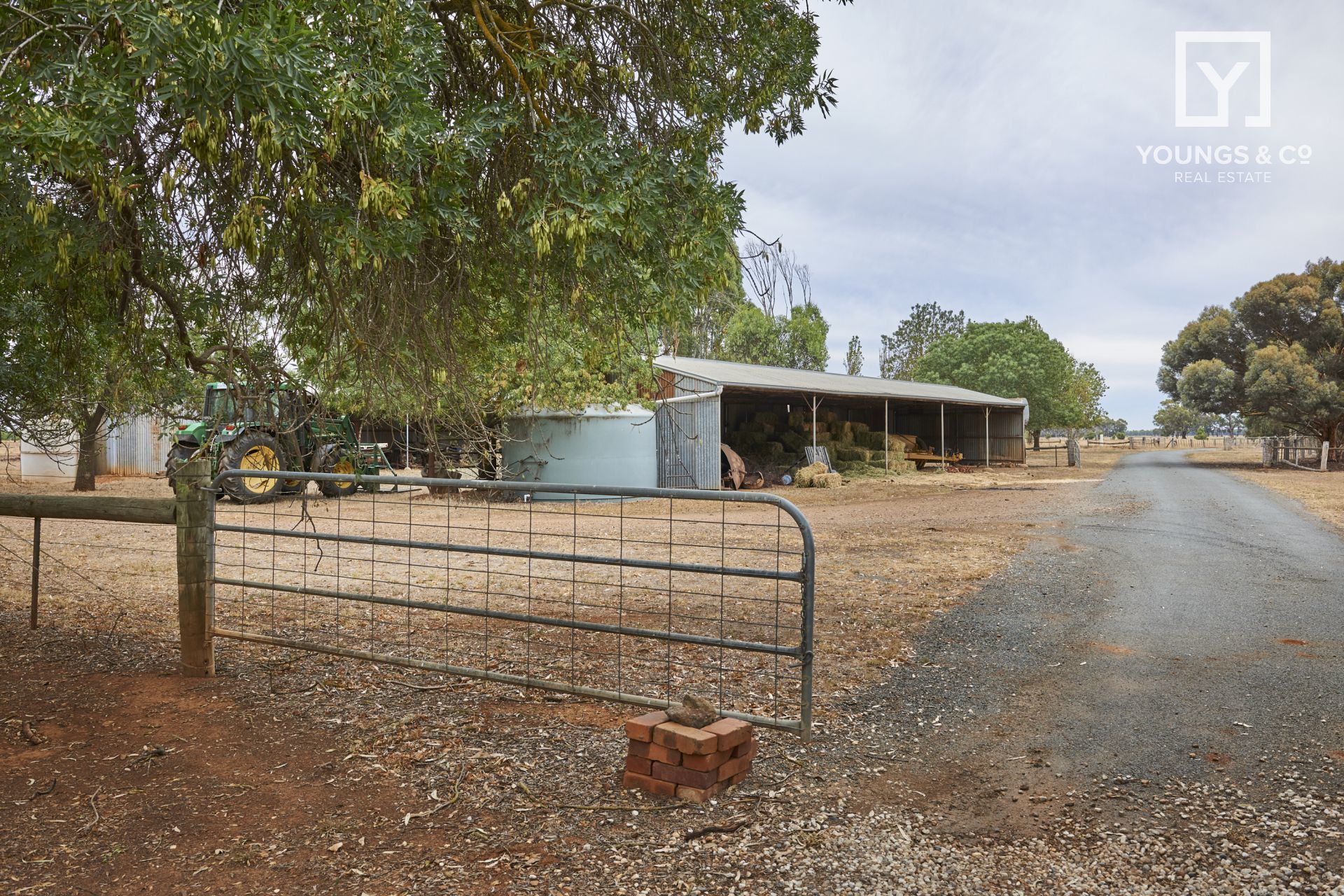 Ardmona District Irrigation Property - 130 hectares (322 Acres ...