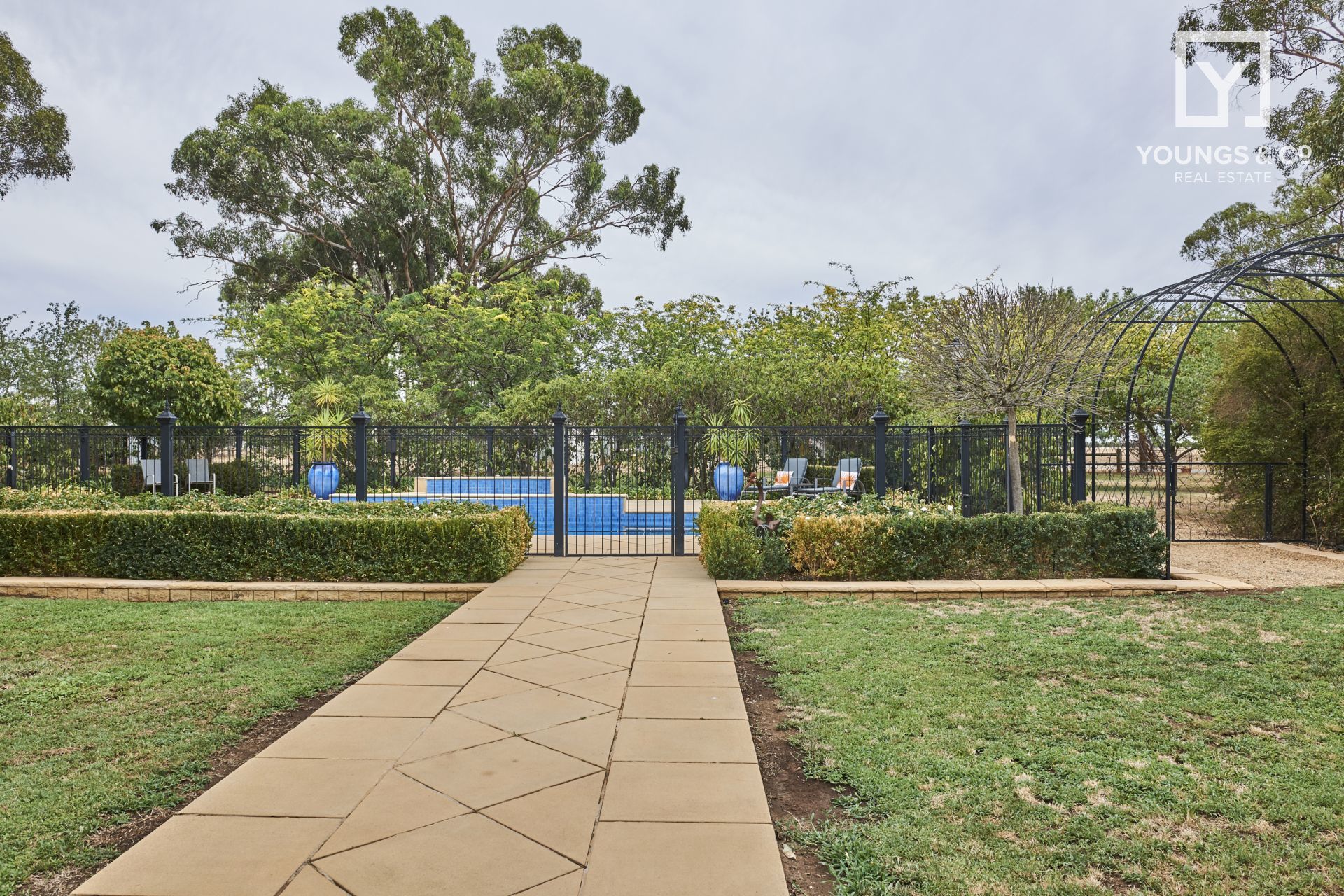 Ardmona District Irrigation Property - 130 hectares (322 Acres ...