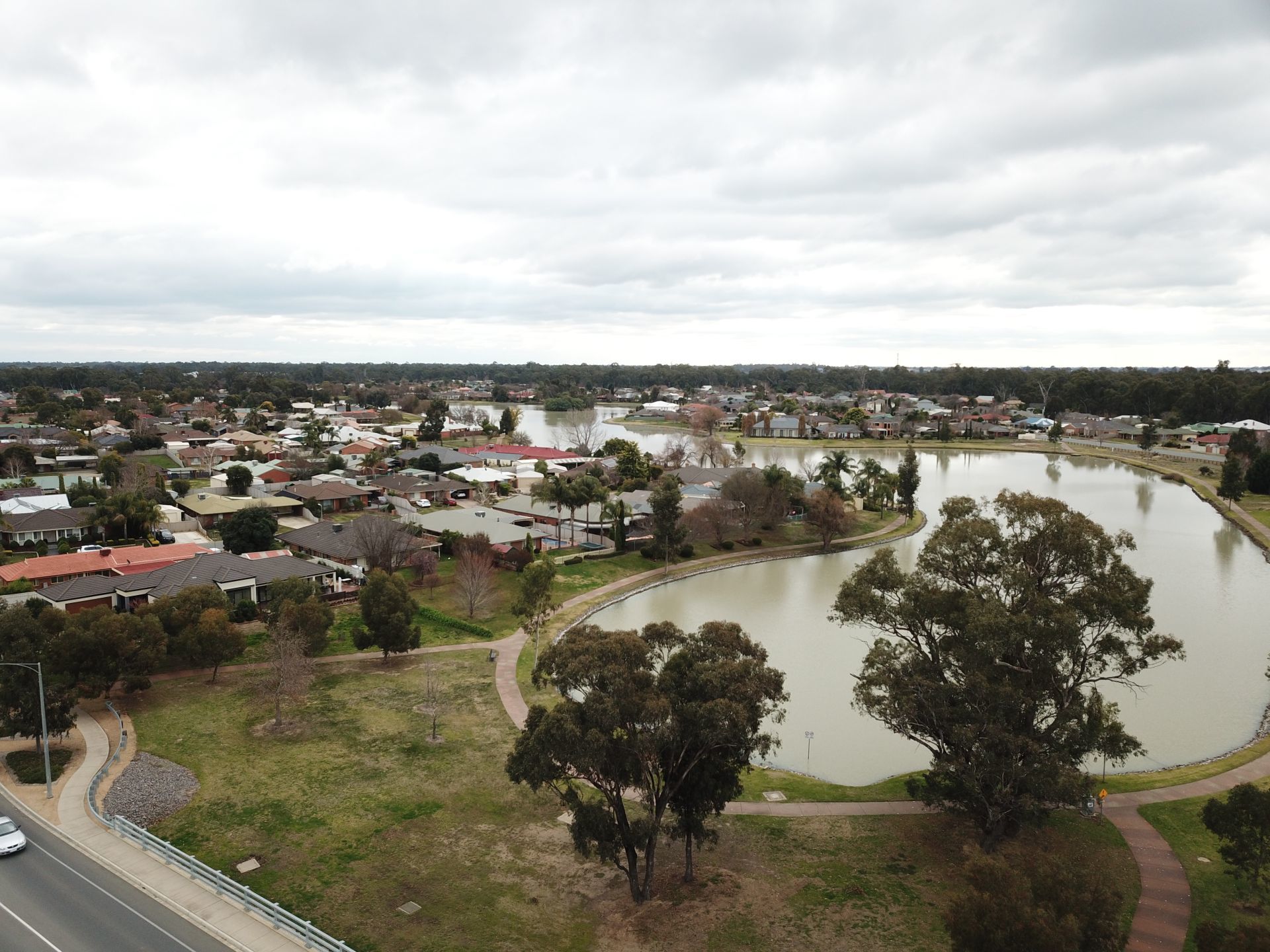 Youngs & Co - Kialla Lakes Estate